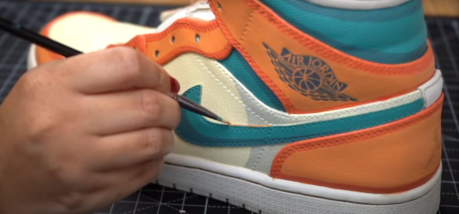 8 Tools Every Custom Shoe Artist Needs | Custom Shoe Painting · Angelus ...