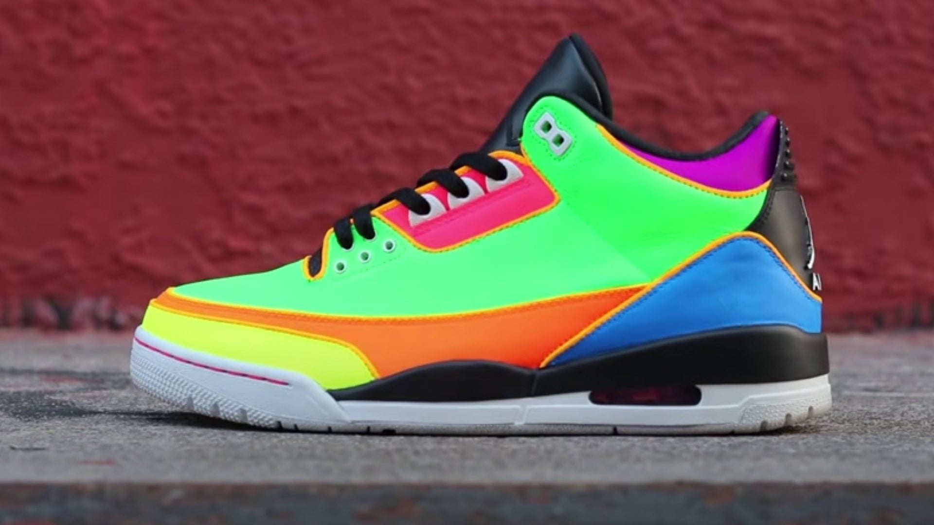 Watch Videos of Sneaker Customization · Angelus Direct